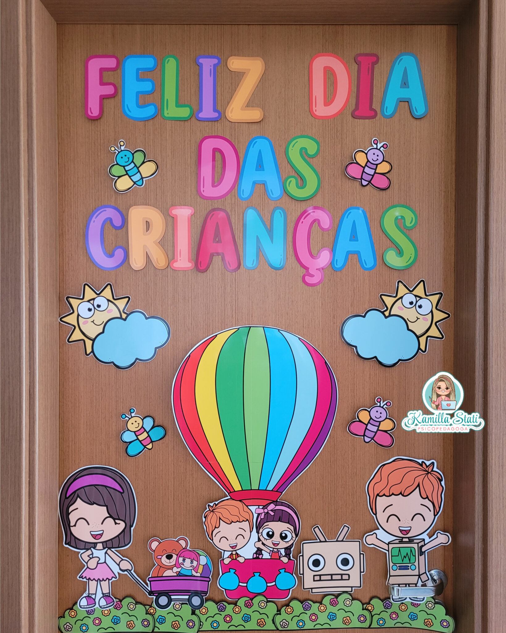 Decoração de porta: dia das crianças - Psicopedagoga Kamilla Stati