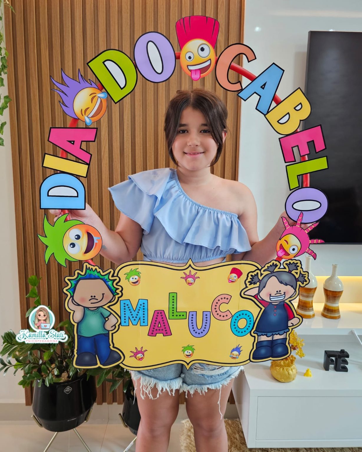 Bambolê para foto dia do cabelo maluco - Psicopedagoga Kamilla Stati